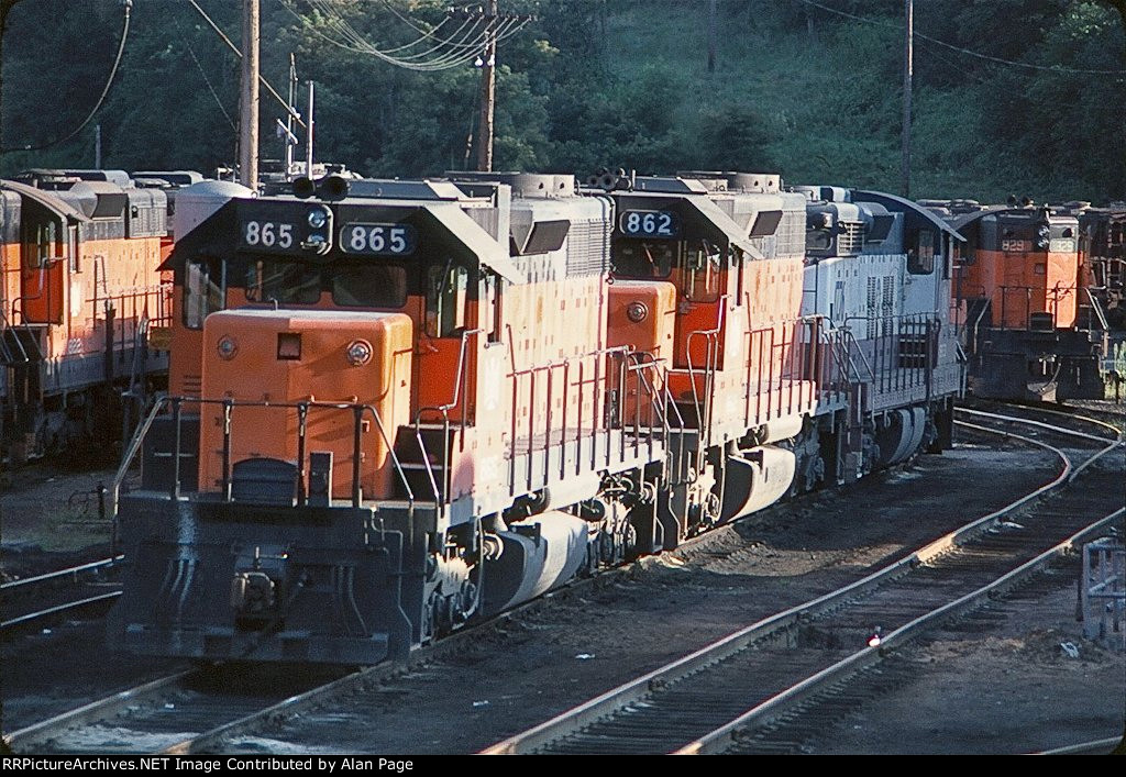 B&LE SD38ACs 865, 862, and SD18 853